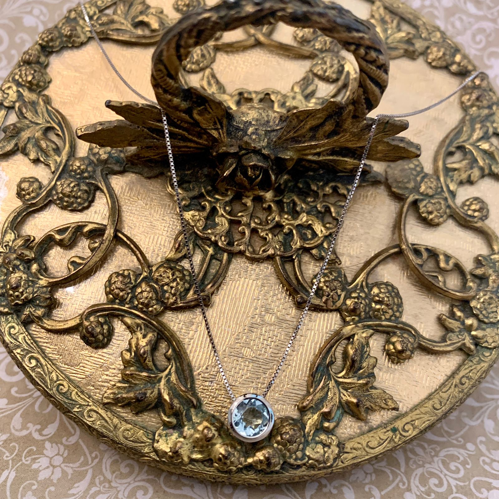 Collar Eos – Nini Tocornal Joyas